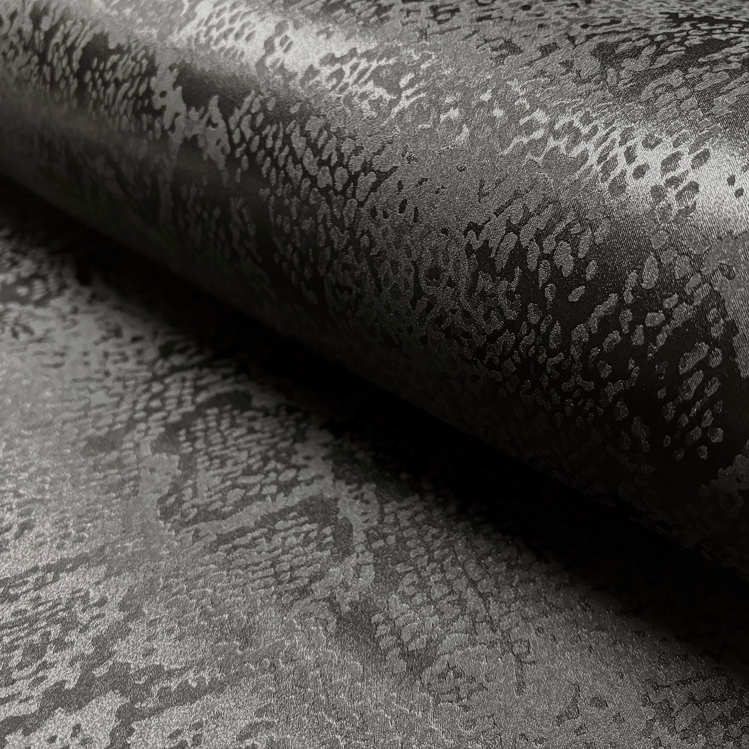 Satin Jacquard fabric Snakes Black | Wholesale fabrics | Nooteboom Textiles