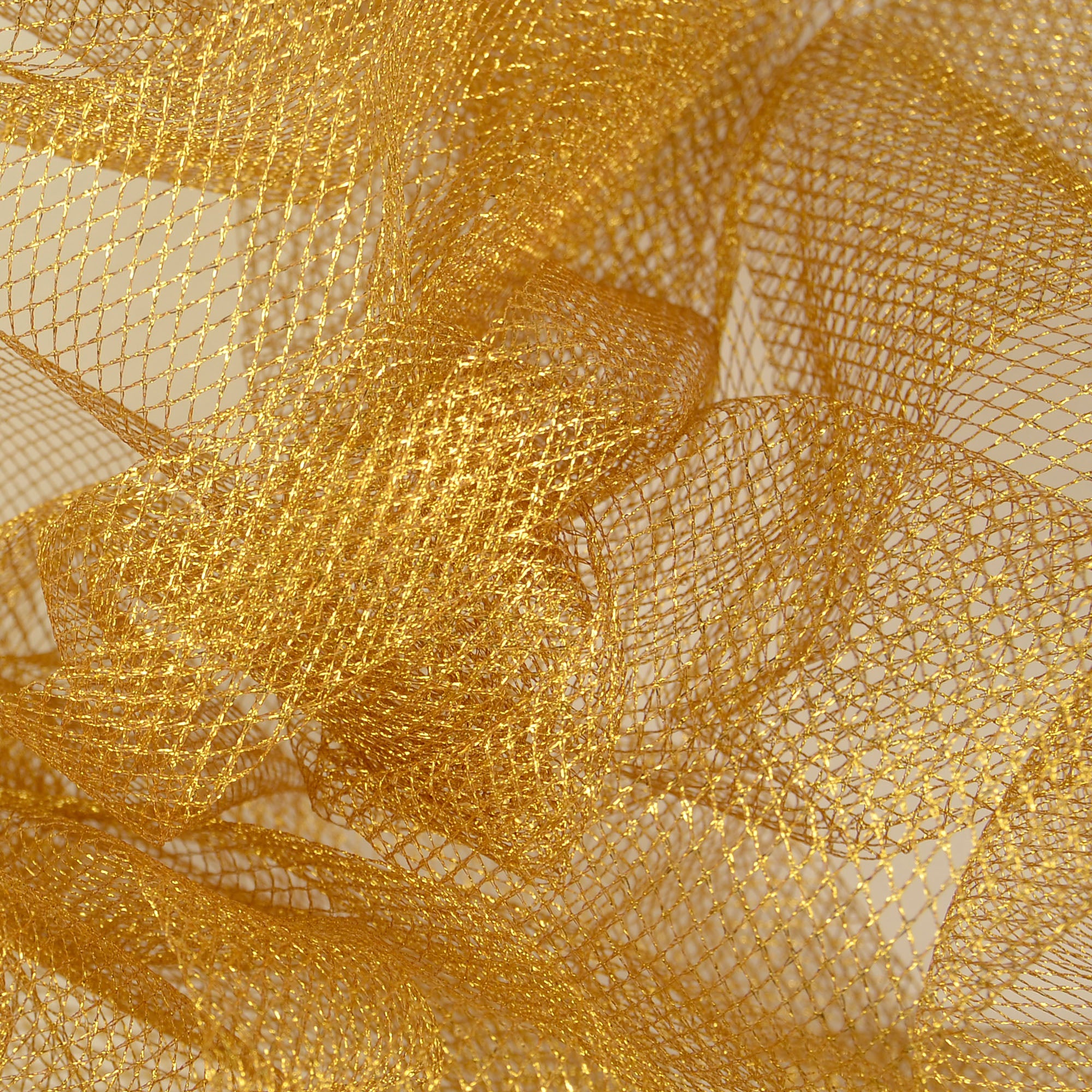 Tule Stof Effen Goud | Stoffen groothandel | Nooteboom Textiles